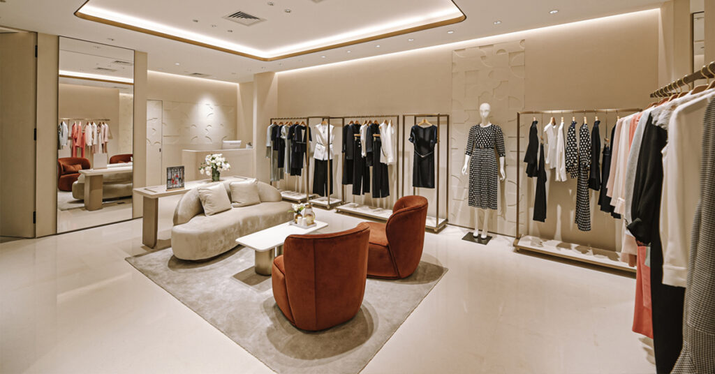 Rebranding of Chinese women's fashion brand "LANCY" and branding design ...