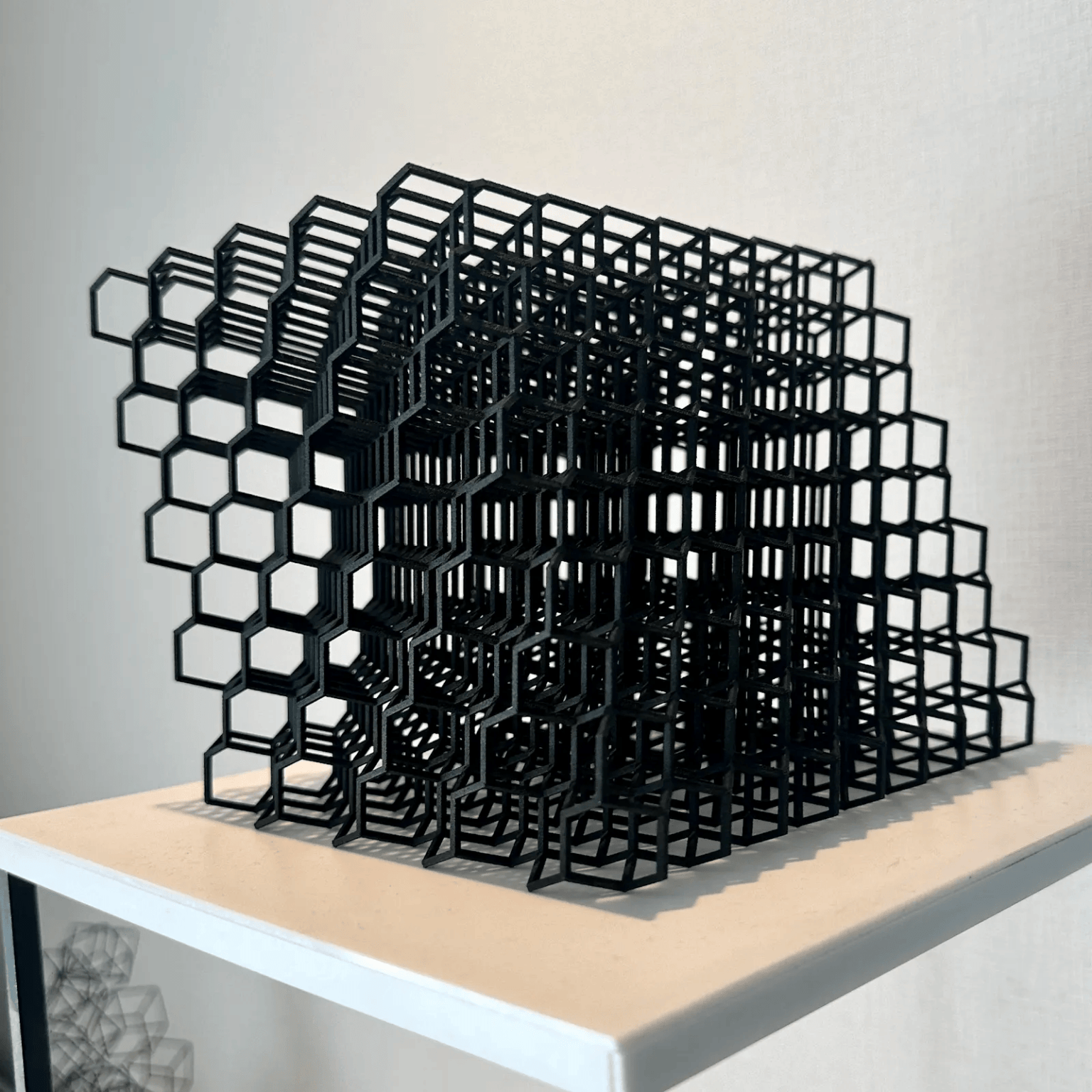 Art Project at GARDE: Kiyoo Ota Solo Exhibition "Grid" - Garde Design ...